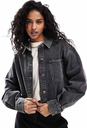 Only &Uuml;berarbeitete Jeansjacke in verwaschenem Schwarz mit kurzem Schnitt