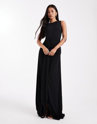 Six Stories Bridesmaids - Hochgeschlossenes, &auml;rmelloses Stretch-Maxikleid in Schwarz mit geraffter Vorderseite