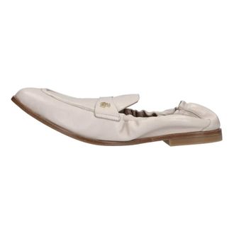 Stuart Weitzman Lindi Tassel Loafer - - Shoes - Damen - Beige - 36 1/2 EU