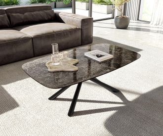 DELIFE Couchtisch Edge Boot 120x70 cm Keramik Emperador Extra Lucidato Dunkelbraun Sarity Metall Schwarz, Couchtische