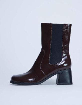 Topshop Myra - Chelsea-Stiefel in Schokobraun mit Blockabsatz-Brown