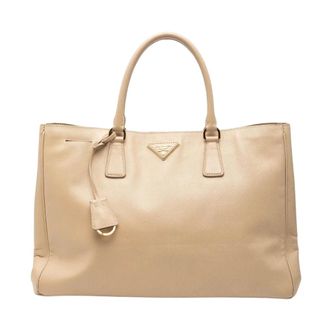Prada Sac fourre-tout structur&eacute; en cuir doccasion - Femme - Pre-owned - Beige - Taille: ONE Size