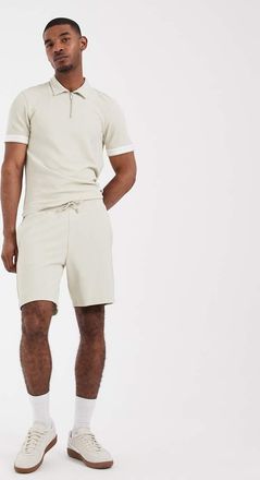 Capo Shorts in Hellbeige mit strukturiertem Zierband, Kombiteil-Neutral