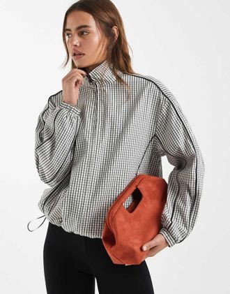 Asos Karierte Oversize-Trainingsjacke in Cremewei&szlig;