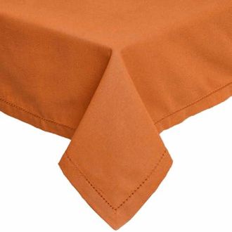 Homescapes Nappe rectangulaire en Tissu, Nappe de Table en 100% Coton uni Terracotta, Linge de Table Lavable et hypoallerg&eacute;nique - 137 x 178 cm
