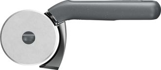 Zyliss Pizza- und Geb&auml;ckschneider, Pizzarad aus Edelstahl, Teigschneider mit Klingenschutz, abnehmbares Rad f&uuml;r einfache Reinigung, sp&uuml;lmaschinengeeignet