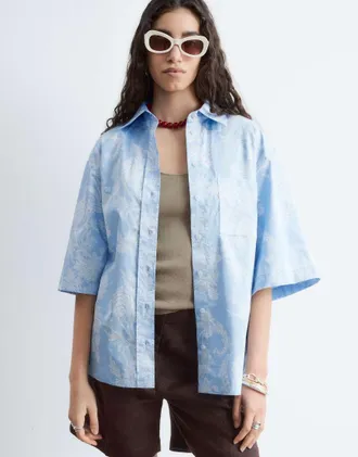 & Other Stories Chemise d&eacute;contract&eacute;e coupe carr&eacute;e en coton &agrave; imprim&eacute; fleuri - Bleu clair