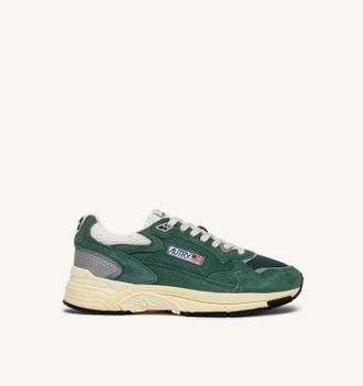 Autry SNEAKERS HYPERWAY AUS NETZTGEWEBE UND WILDLEDER IN MALACHITE UND SILBER