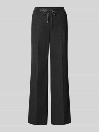 Marc Cain Straight Fit Stoffhose mit Viskose-Anteil und B&uuml;gelfalten