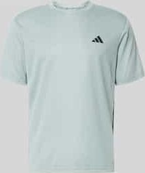 adidas Regular Fit T-Shirt mit Logo-Print