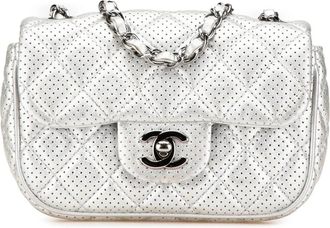 Chanel Hobo Bags - Mini Perforated Lambskin Punch Flap - Gr. unisize - in Silber - f&uuml;r Damen