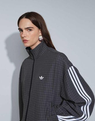 adidas Originals haut de surv&ecirc;tement &agrave; carreaux noir clair