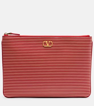 Valentino Garavani Clutch VLogo aus Leder
