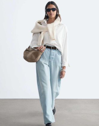 & Other Stories Oversize-Hemd aus reiner Baumwolle mit Tasche in Wei&szlig;
