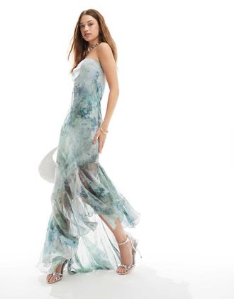 Asos Robe longue bandeau &agrave; imprim&eacute; marbr&eacute; et ourlet asym&eacute;trique &agrave; volants-Multicolore