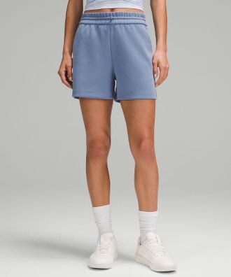 lululemon Softstreme Shorts mit hohem Bund f&uuml;r Frauen - 10 cm - Gr&ouml;&szlig;e 14 in Oasis Blue