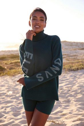 Elbsand Rollkragenpullover aus hochwertigem Strick mit eingestricktem Logo, Loungewear