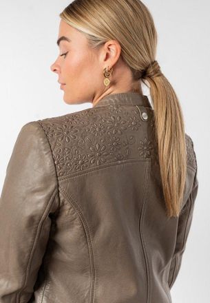 Mauritius Lederjacke MWMabou Bikerjacke mit dekorativer Schulterpartie