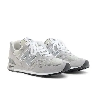 New Balance Unisexe Made in USA 1300 en Gris/Blanc, Su&egrave;de/Mesh, Taille 37.5 Large