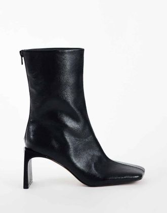 Topshop Kane Stiefelette mit eckigem Absatz in Schwarz