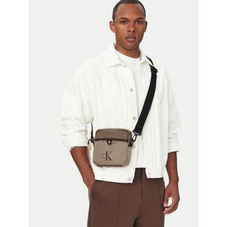 Calvin Klein Umh&auml;ngetasche Calvin Klein Bold Clrblk Square Crossobdy LV04D3519G Braun