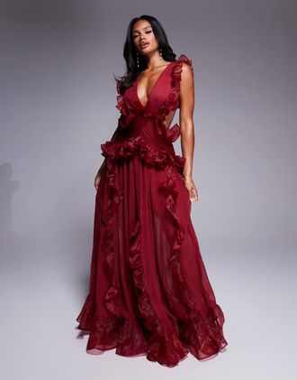 Asos Robe longue en mousseline à décolleté plongeant avec fronces et dos découvert - Rouge foncé