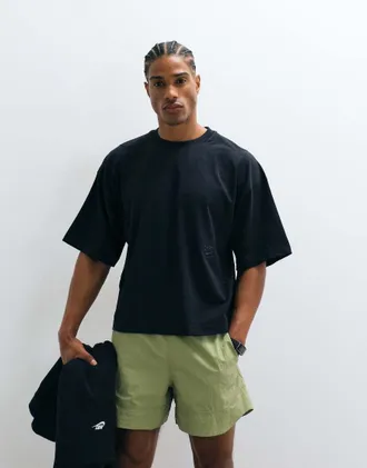 Nike NAC - T-shirt coupe carr&eacute;e en tissu Dri-FIT - Noir