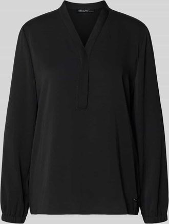 Marc Cain Bluse mit V-Ausschnitt und Label-Detail