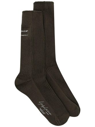 Yohji Yamamoto chaussettes à logo imprimé - Vert