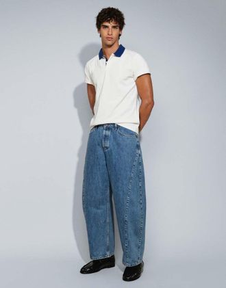 Topman Jeans mit Barrel-Fit in mittlerer Waschung-Blau