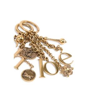 Chlo&eacute; Porte-cl&eacute;s symbols logo