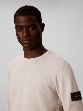 Calvin Klein Langarmshirt WAFFLE BADGE CREWNECK TEE Regular fit, Badge, Rundhalsausschnitt