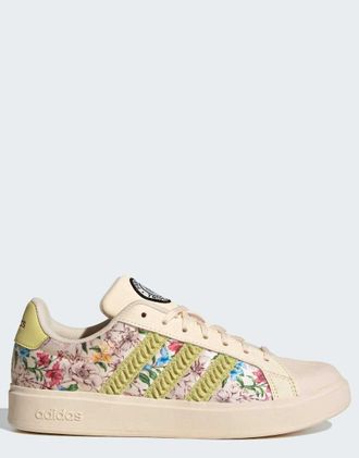adidas Streettalk en teinte &eacute;cru / halo gold / &eacute;cru-Blanc