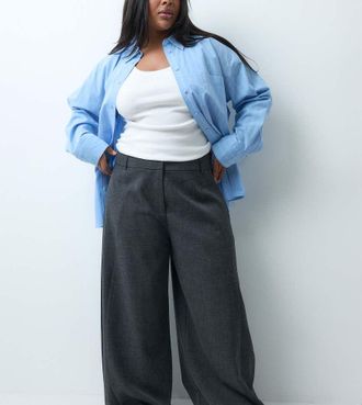 Asos Curve pantalon de costume ultra large &agrave; texture effet laine grise