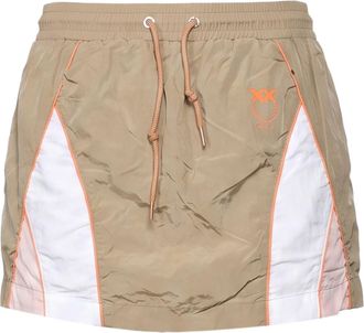 Pinko HOSEN & R&Ouml;CKE - Shorts & Bermudashorts auf YOOX.COM