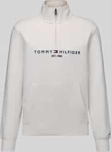 Tommy Hilfiger Troyer mit Logo-Schriftzug und K&auml;ngurutasche