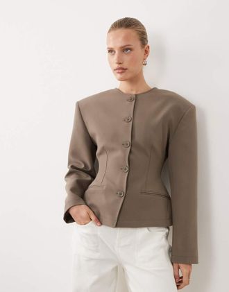 Asos Blazer cintr&eacute; boutonn&eacute; sans col-Marron