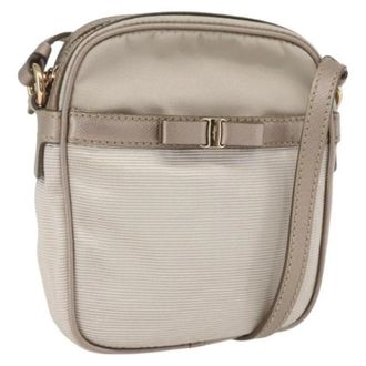 Ferragamo Sac bandouli&egrave;re en nylon Pre-owned - Femme - Pre-owned - Beige - Taille: ONE Size