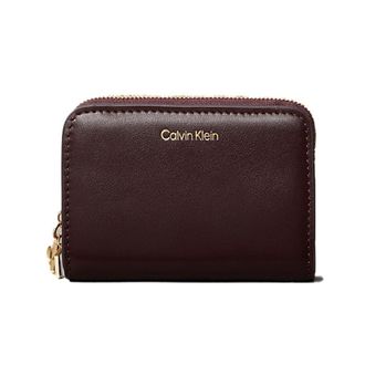 Calvin Klein Damen CK Puller Medium Flap Zip Around LV04F1075G Geldb&ouml;rsen, Rot (Fudge), One Size, Rot (Fudge), Einheitsgr&ouml;&szlig;e
