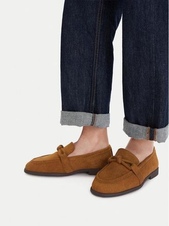 Jenny Slipper CEO-HY20232-7 Braun