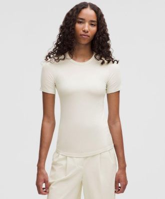 lululemon Hold Tight Kurzarmshirt für Frauen - Größe 10 in Light Ivory