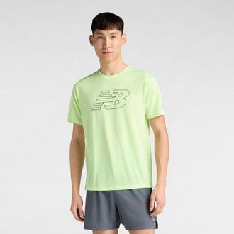 New Balance Herren RC Essential Graphic T-Shirt V2 in Gr&uuml;n/Schwarz, Poly-Strick, Gr&ouml;&szlig;e 2XL