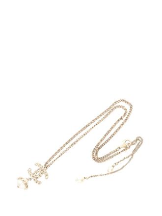 Chanel 2016 Gold Plated Faux Pearl CC Pendant Necklace costume necklace - Or