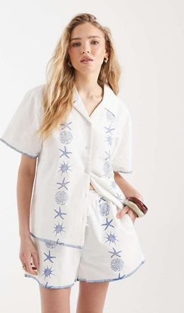 Santa Cruz Reef - Short densemble &agrave; d&eacute;tails brod&eacute;s - Blanc cass&eacute;