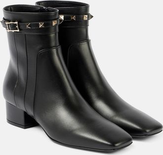 Valentino Garavani Ankle Boots Rockstud 40 aus Leder