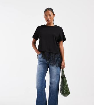 Vero Moda Petite Tessa High-Waist Wide-Leg-Jeans in verwaschenem Mittelblau