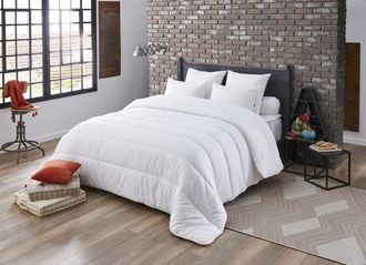 Dodo Steppdecke mit Milbenschutz, temperiert, 240 x 260 cm, f&uuml;r Doppelbett, Niagara, weich und bequem, maschinenwaschbar bei 40 &deg;C, Wei&szlig;