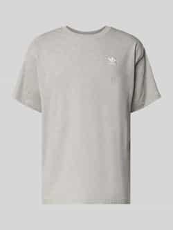 adidas Originals T-Shirt mit Label-Stitching