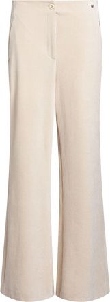 Marc Cain HOSEN & R&Ouml;CKE - Hosen auf YOOX.COM