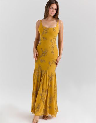 House of CB Rosalia - Robe longue avec ornements en perles &agrave; la main - Dor&eacute;